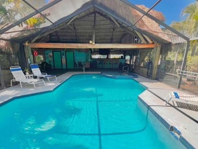 1812 SE Hideaway Cir, Port Saint Lucie, FL 34952