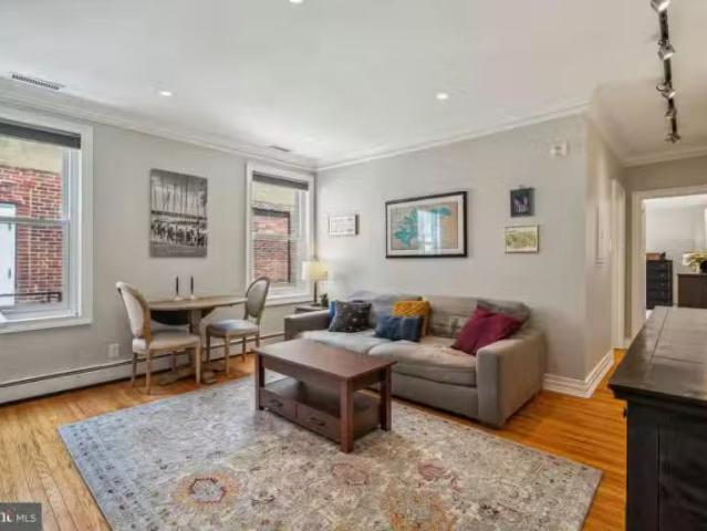 1812 SPRUCE ST APT 3R, PHILADELPHIA, PA 19103 Condo/Townhome F.