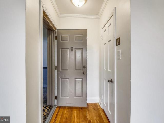 1812 W Abingdon Drive # 202