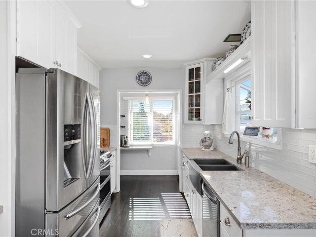 1812 W Santa Cruz Street