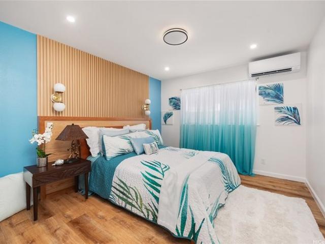 1812 Waiola St Apt A, Honolulu, HI 96826