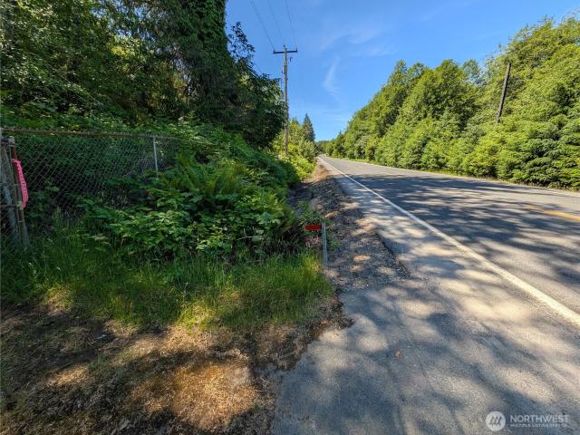 181327 Hwy 101 Highway