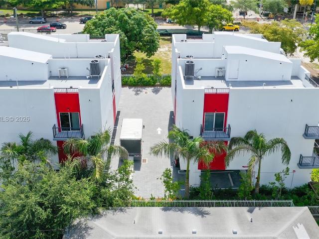 1813 Madison St, Unit 2, Hollywood, FL 33020 | Compass