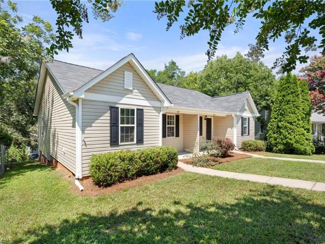 1813 Alyssum Place