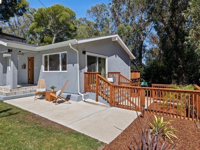 1813 Brentz Ln