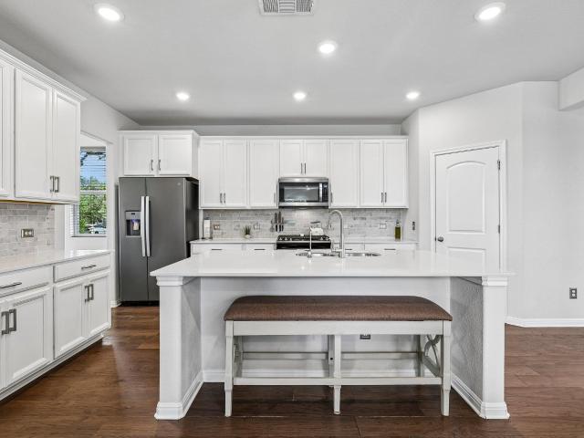 1813 Cantonata Dr