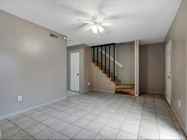 1813 Cedar Heights