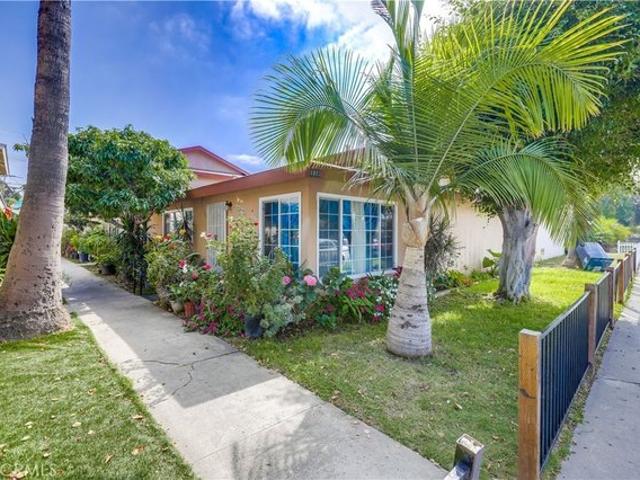 1813 Cedar St, Santa Ana, CA 92707