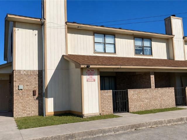 1813 Cedarhill Units A D Drive