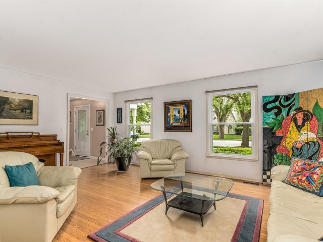 1813 Clyde Drive