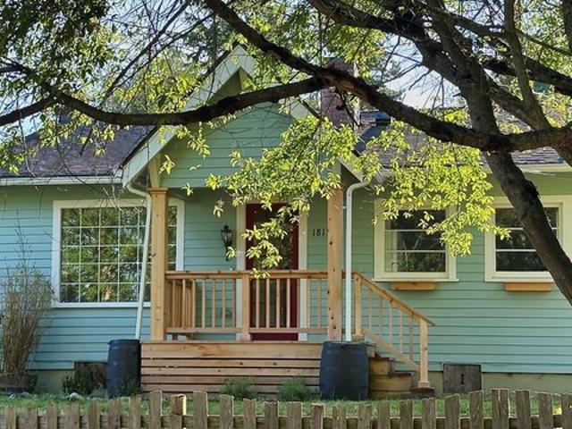 1813 Gise St, Port Townsend, WA 98368
