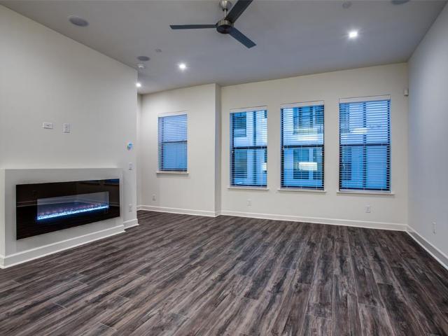1813 Park Avenue # 205