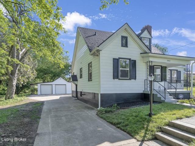 1813 Rockford Ln, Louisville, KY 40216