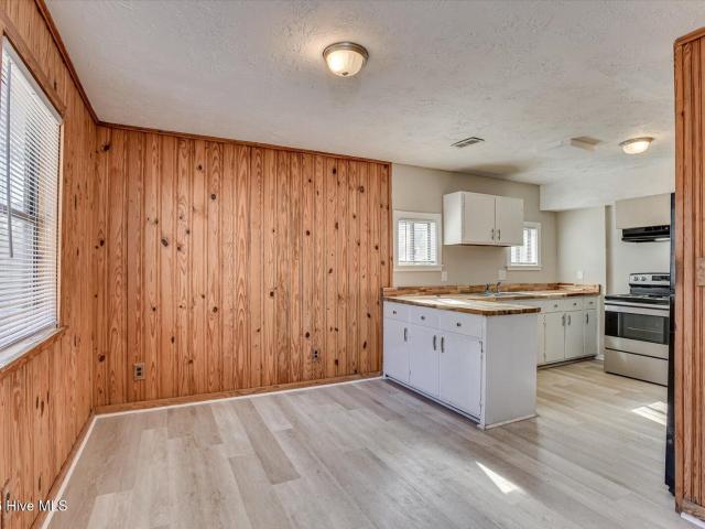 1813 Sibley Road