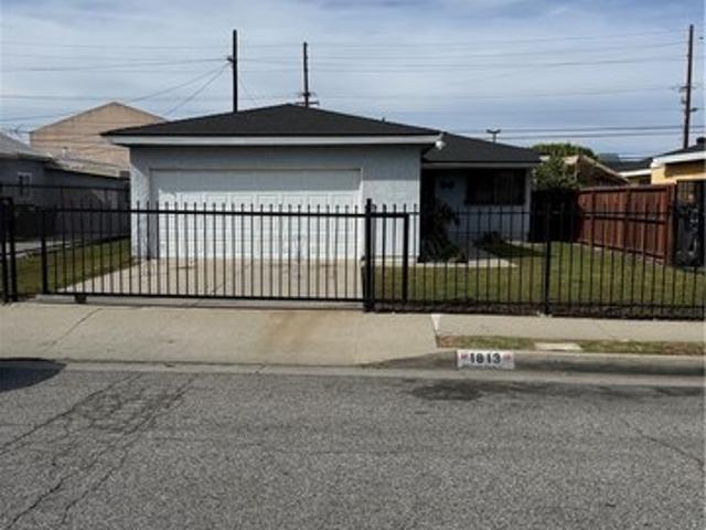 1813 W 151st St, Compton, CA 90220