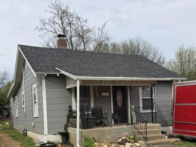 1813 W Lincoln St, Springfield, MO 65806