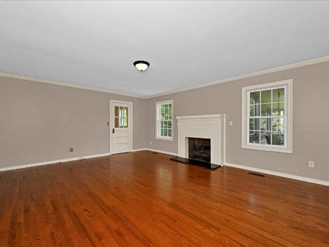 1813 Wayne Ave