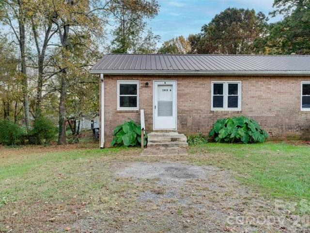 1813 Younger Ave, Statesville, NC 28677