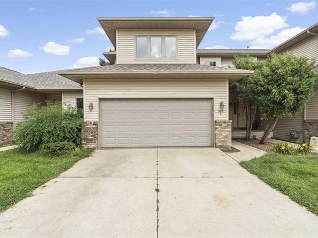 1813 12th Ave Unit B, Coralville, IA 52241