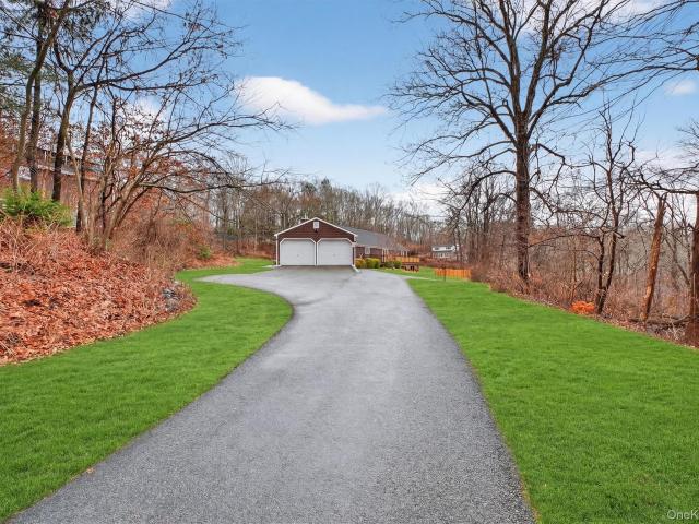 1813 1 Hunterbrook Rd, Yorktown Heights, NY 10598 | MLS #972160 | Compass