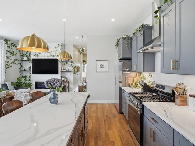 181 Cowper St, Unit 302, Boston, MA 02128 | MLS #73498
