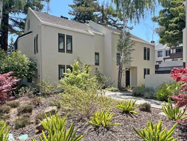 181 Centre St 18, Mountain View, CA 94041