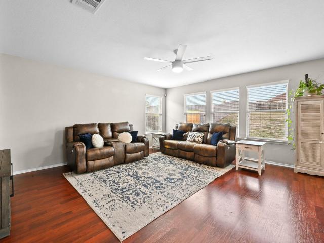 181 Cushman Dr