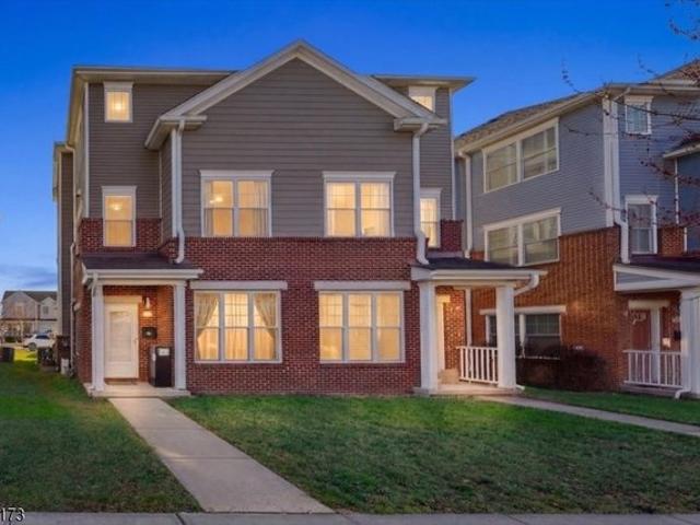 181 A Court St, Newark, NJ 07103
