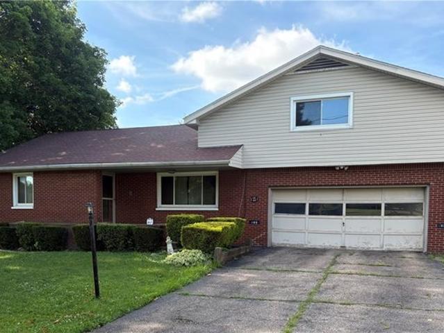 181 and 183 W Way St, Barberton, OH 44203