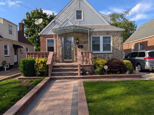 181 Beech St, Valley Stream, NY 11580