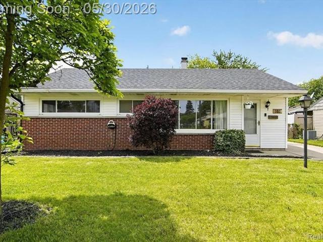 181 Brandt St, Garden City, MI 48135
