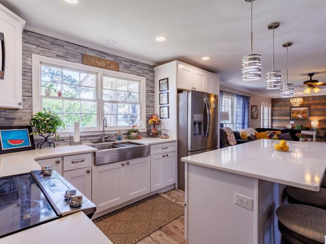 181 Bridgeview Drive
