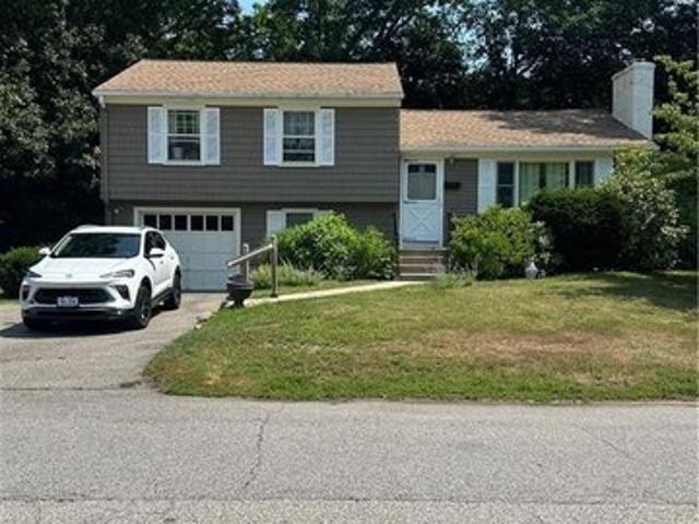 181 Brookside Dr, North Kingstown, RI 02852