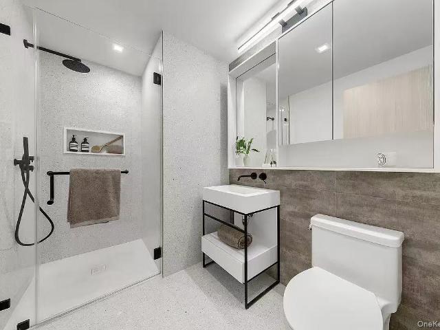 181 E 101 Street 602