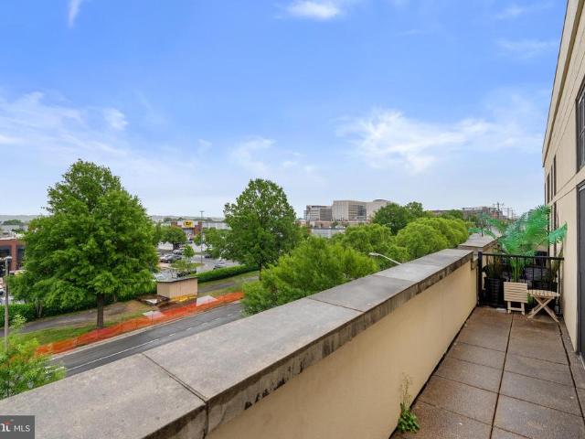 181 E Reed Avenue # 412