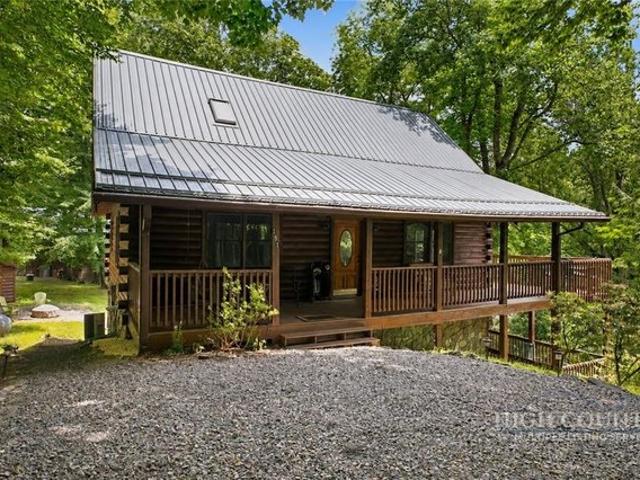 181 Enchanted Woods Rd, Seven Devils, NC 28604