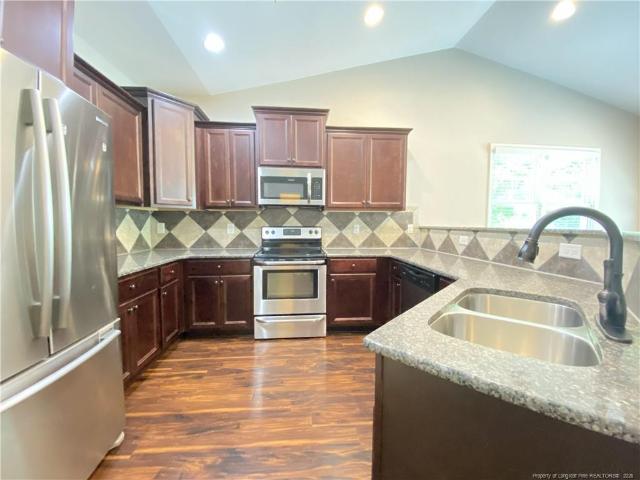 181 Fairfax Drive