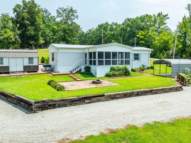 181 Lower Roans Creek Rd