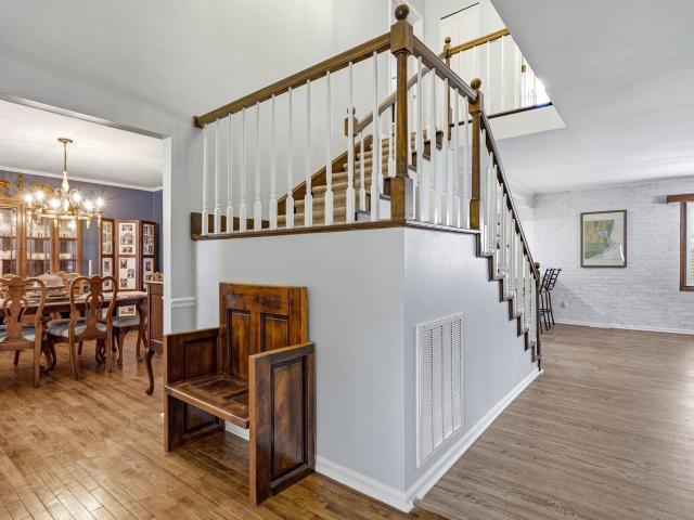 181 Live Oak Ln