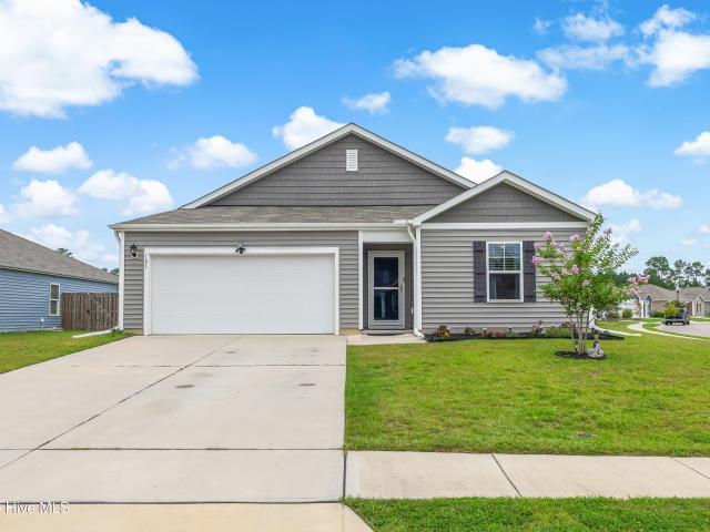 181 Murrelet Court NE