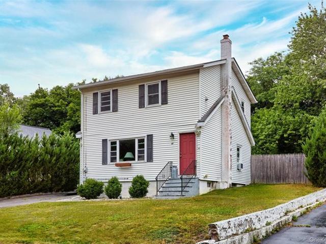 181 N Grand Ave, Poughkeepsie, NY 12603