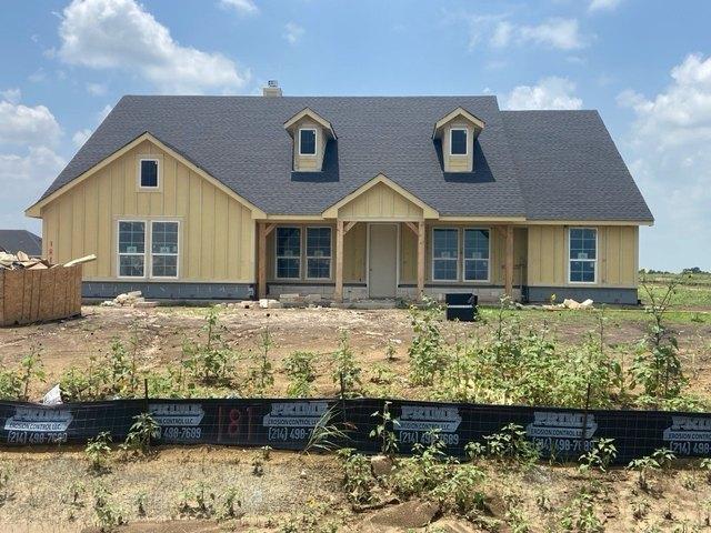 181 Sunny Side Rd, Valley View, TX 76272