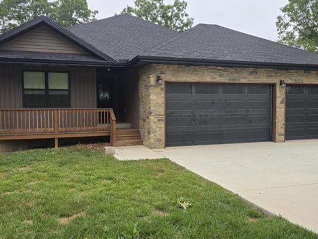 181 Sunshine Ave, Cabool, MO 65689