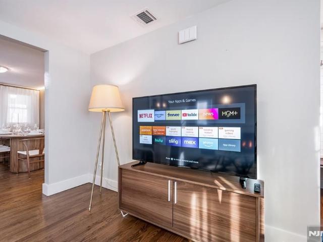 181 Pascack Road, Woodcliff Lake, US, NJ
