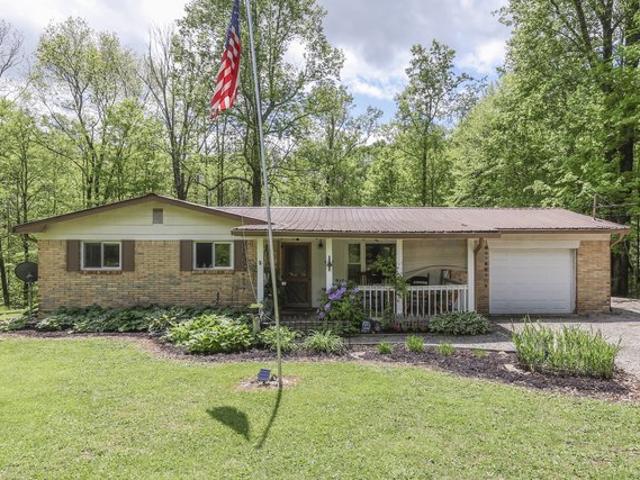 181 W Robertson Rd, Morgantown, IN 46160