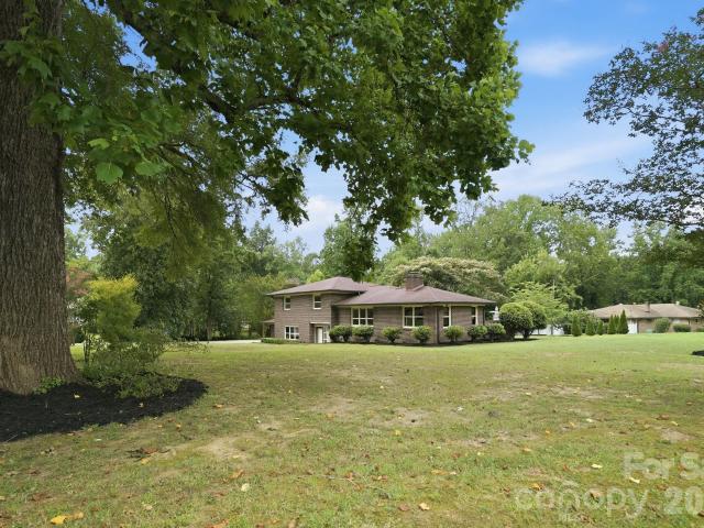181 Woodlynn Drive