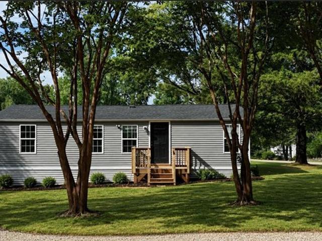 181 Woodland Rd, Marietta, SC 29661