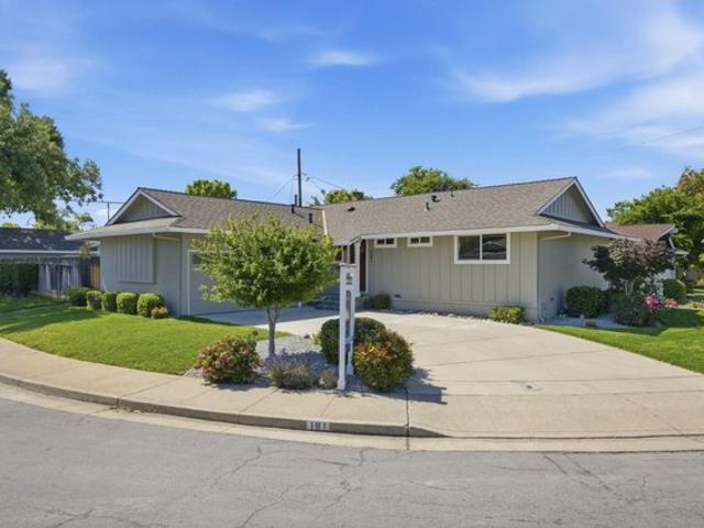 181 Warwick Dr, Campbell, CA 95008