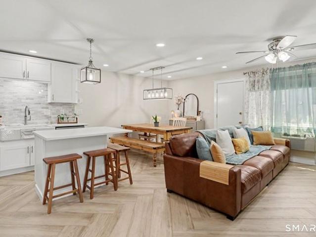181 West Walk Unit 181, West Haven, CT 06516