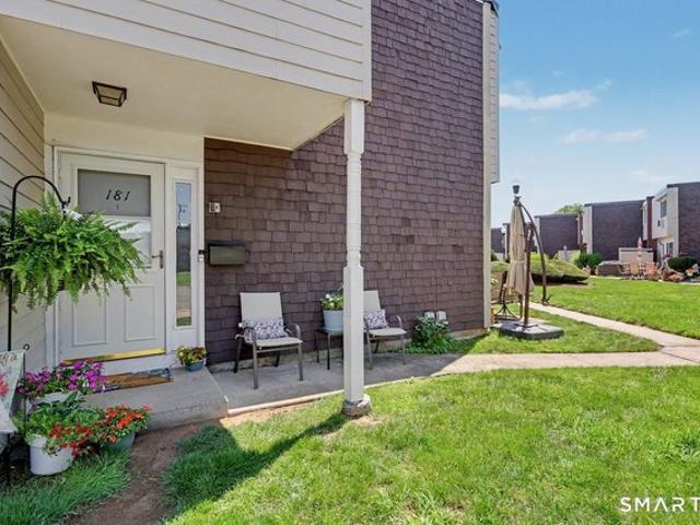 181 West Walk Unit 181, West Haven, CT 06516